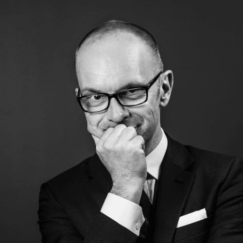 Simon Collins - Passionate Design And Fashion Speaker