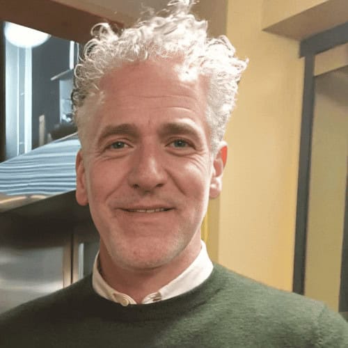 Gordon Buchanan: Captivating Wildlife Filmmaker and Speaker