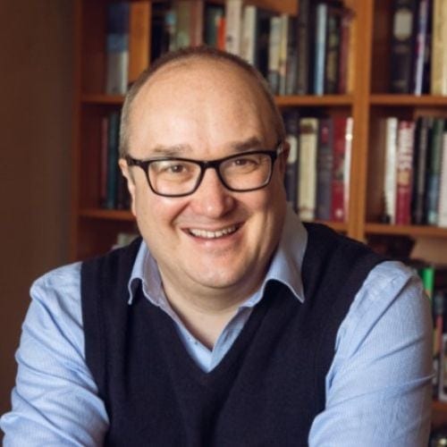Dominic Sandbrook: Captivating Voice in Modern History